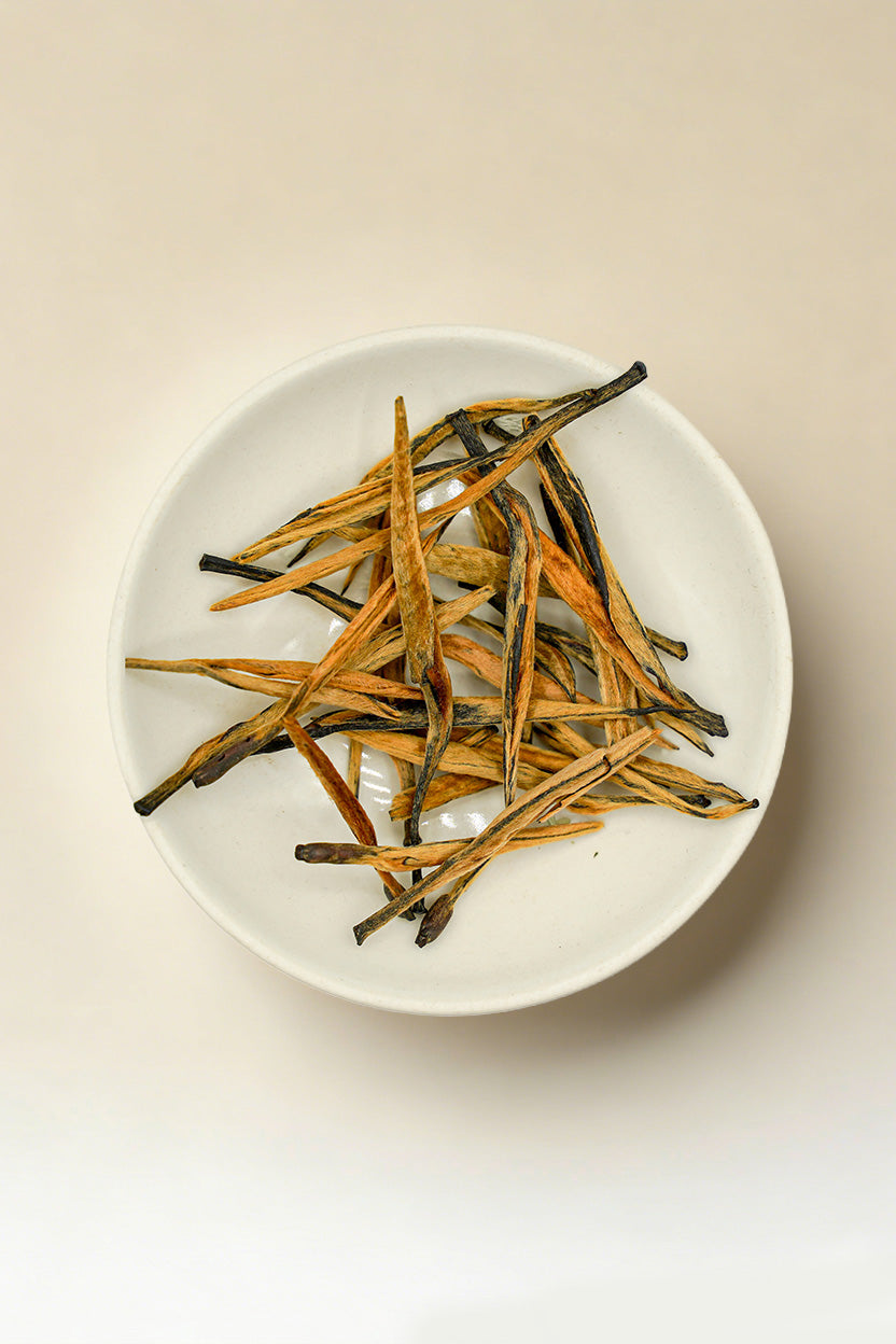 Golden Needle Red/Black Tea Yunnan Ancient Tree – CHI-KI-CHA